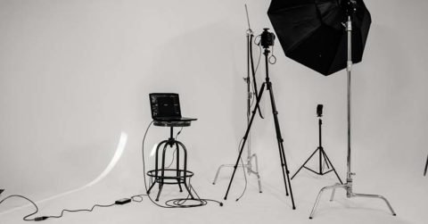 Come creare un set fotografico in casa: tutto ciò che serve e dove trovarlo